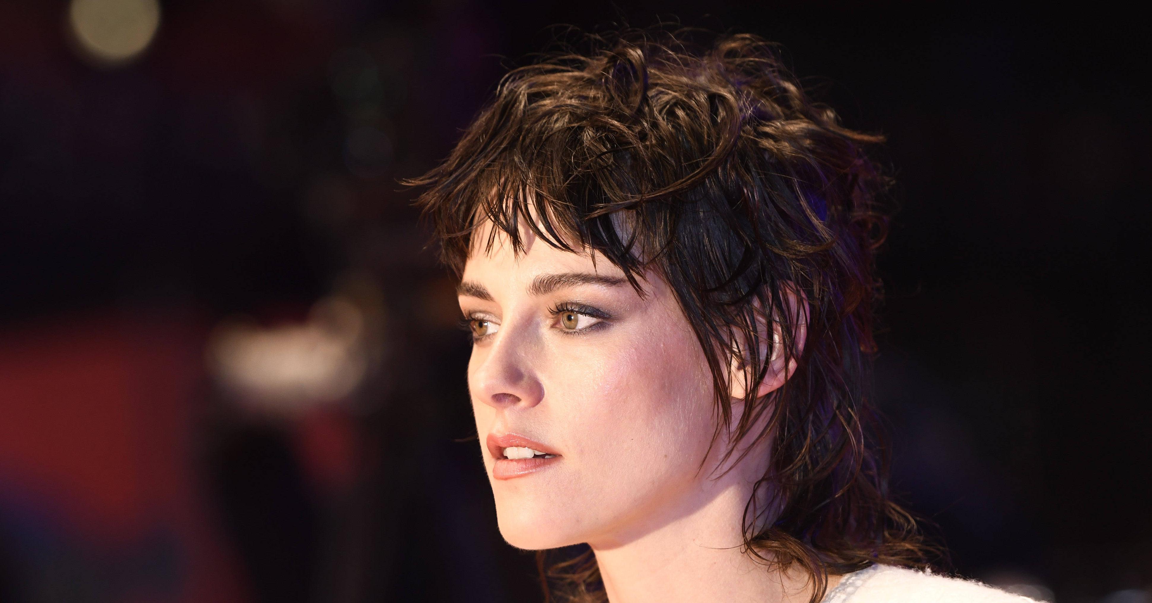 Кристен Стюарт прогулялась по Нью-Йорку без юбки